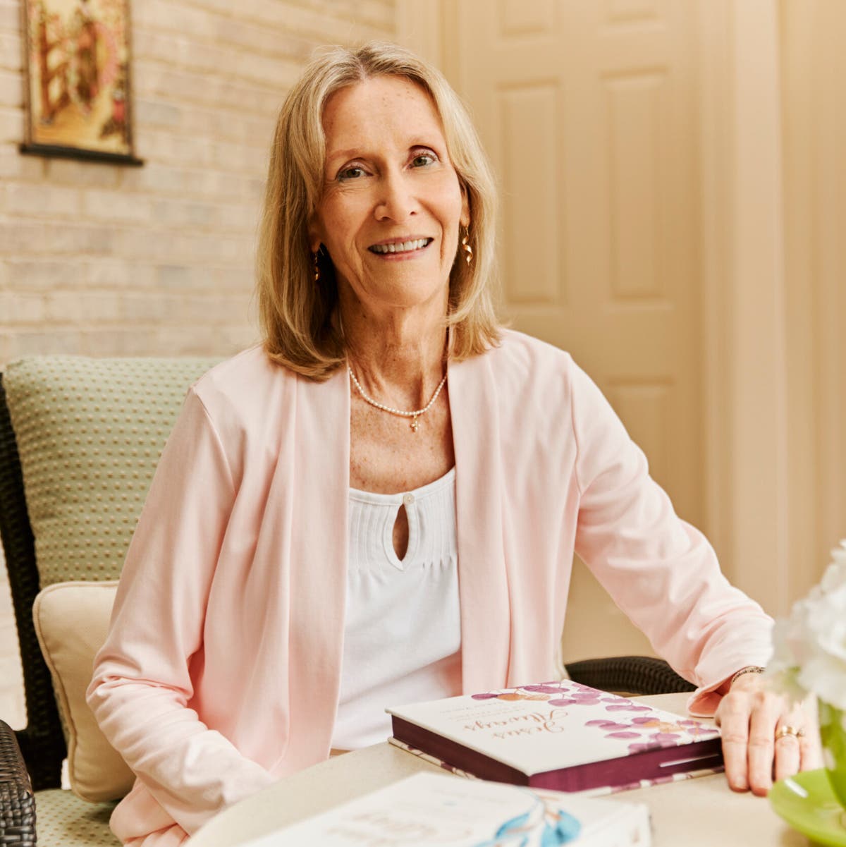Sarah Young, acclaimed author of "Jesus Calling", dies at 77 - The ...