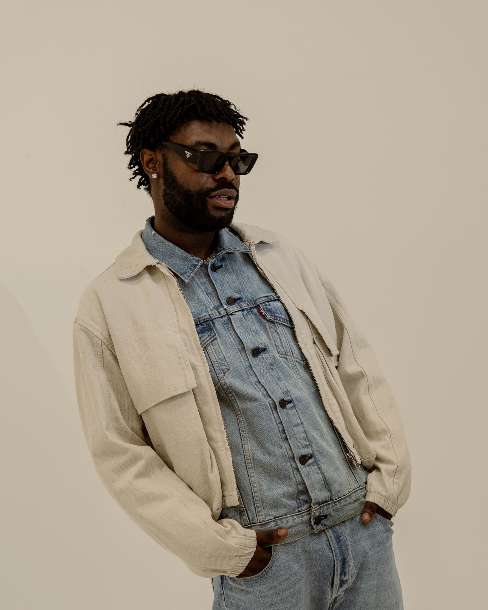 D1WAV drops news single 'On The Move,' celebrating growth & forward ...