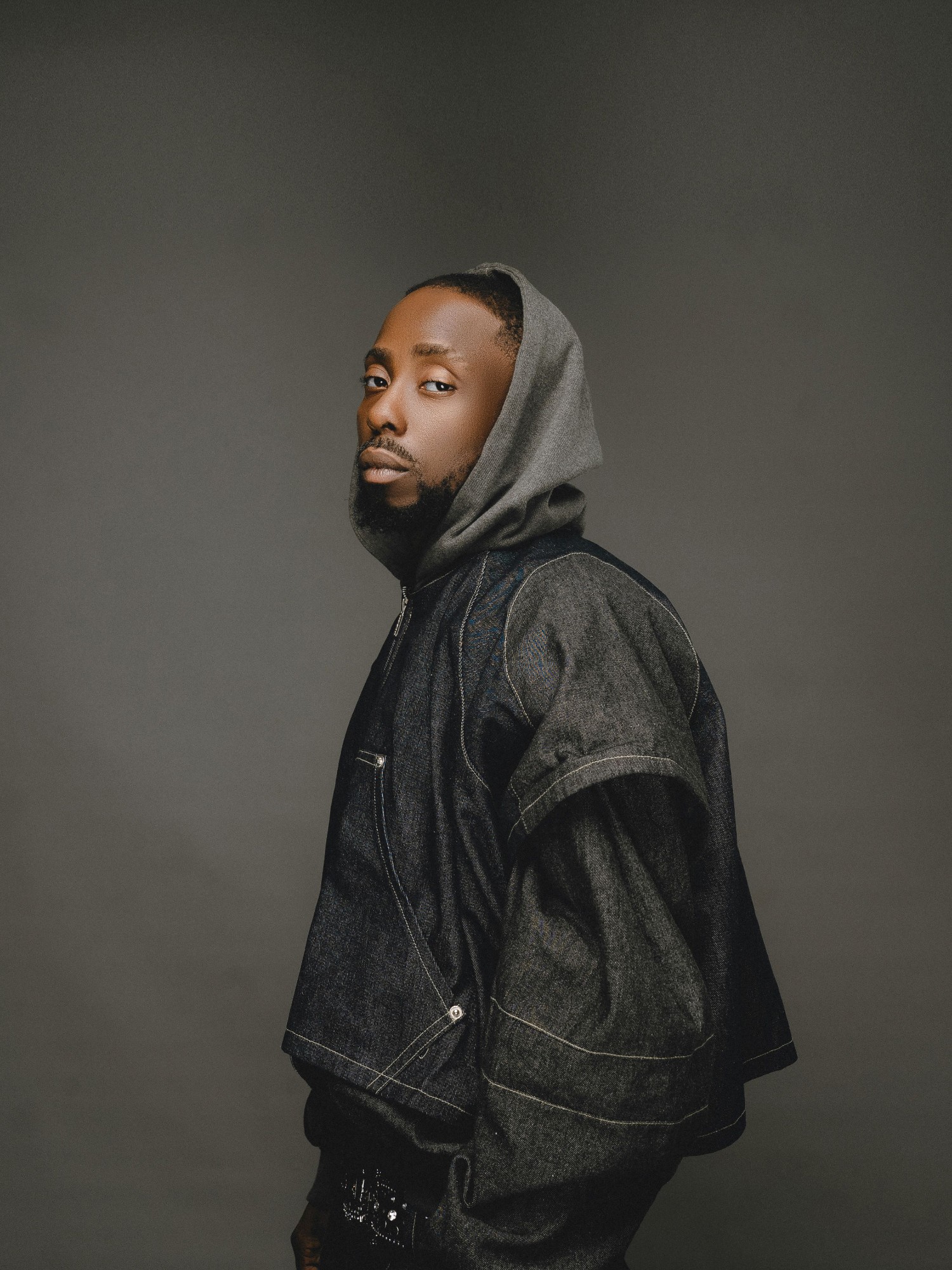 Erigga teams up with KashCPT in 'DSC' single - The Lagos Review