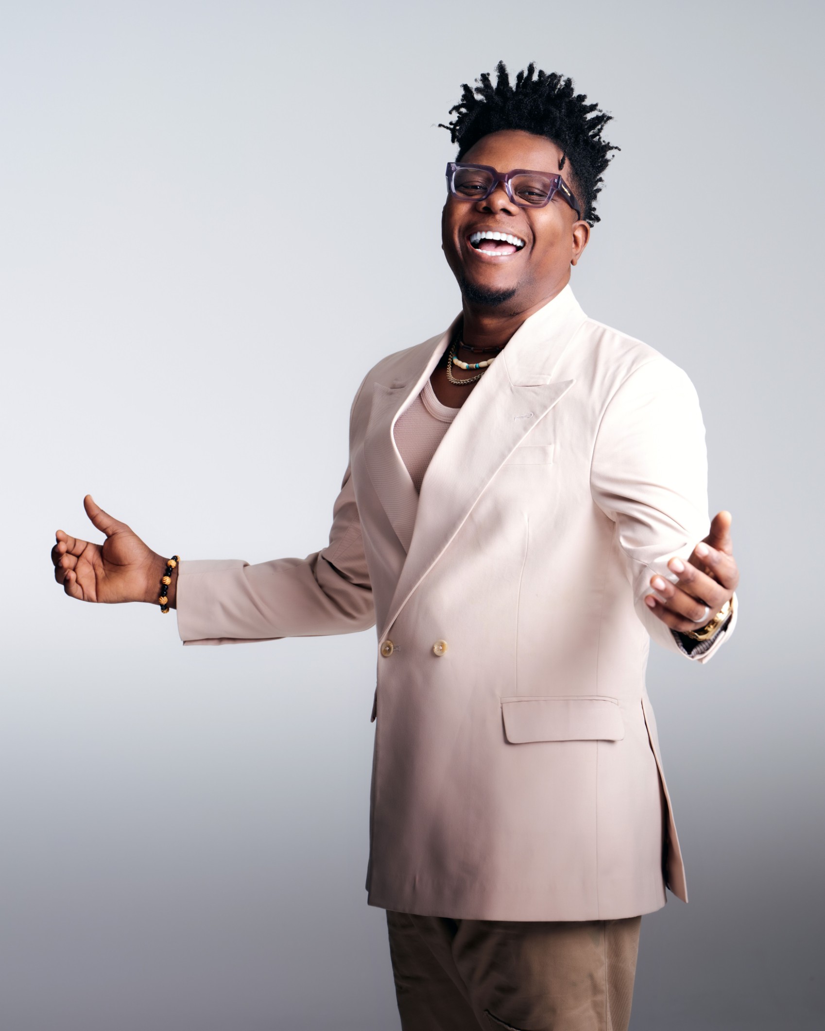 PV Idemudia & YYC Worship release empowering anthem ‘Arise’ - The Lagos ...
